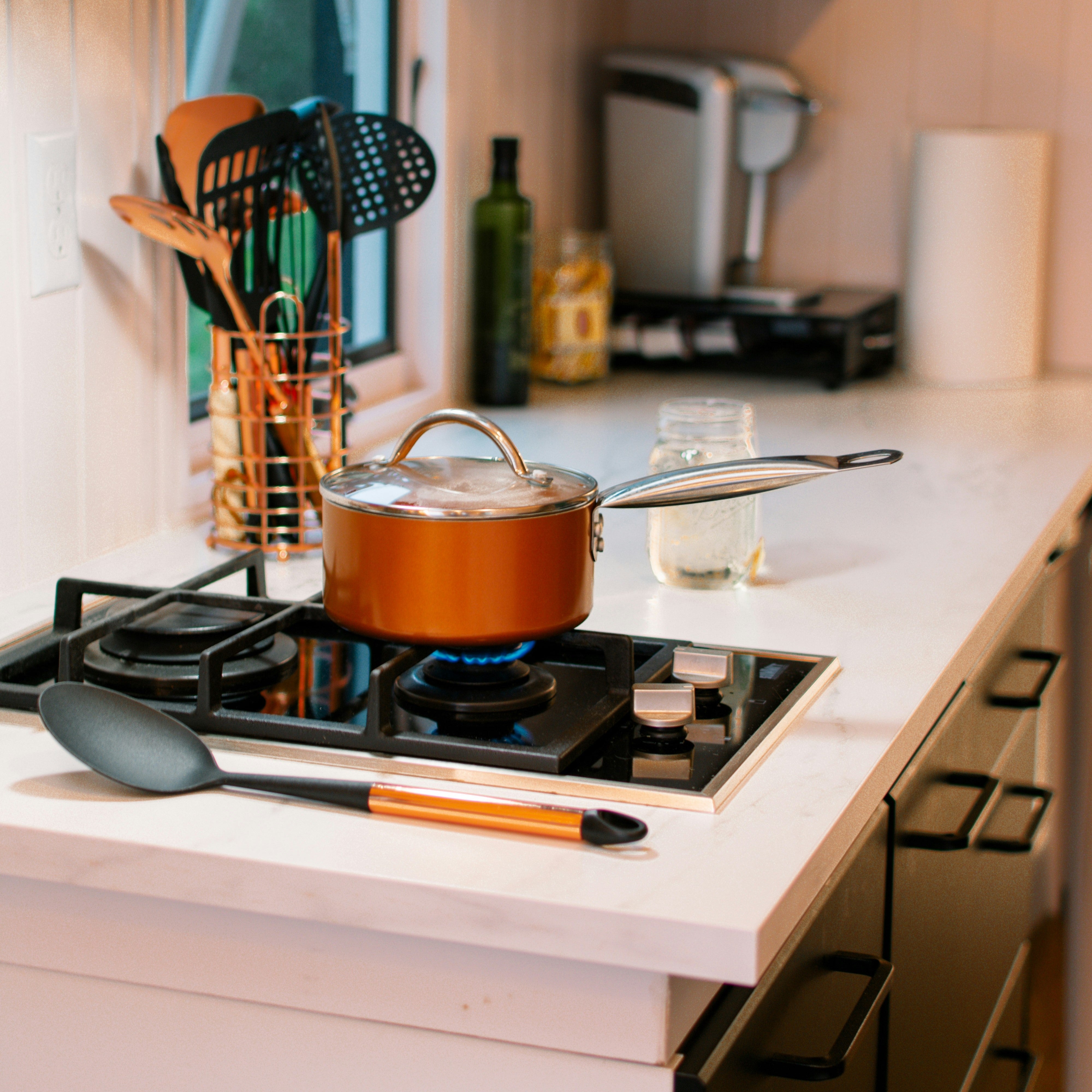 A Comprehensive Guide to Gas Stoves: Features, Benefits, and Buying Ti ...